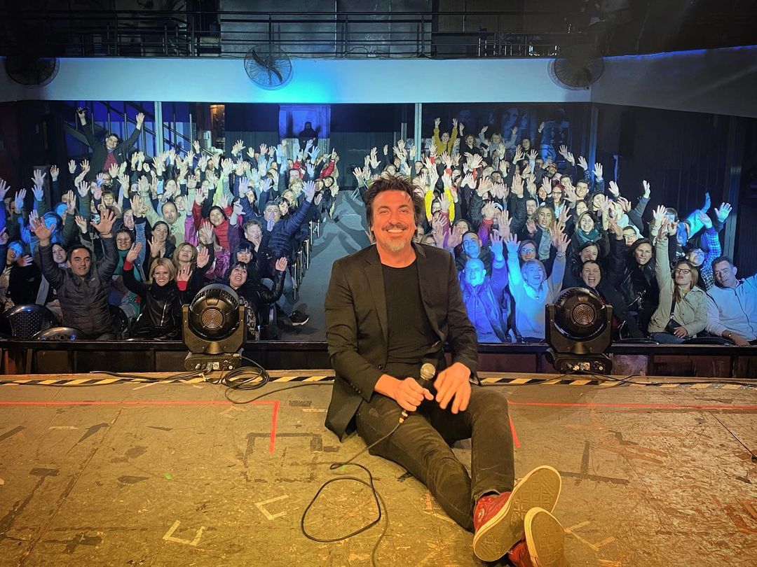 Joe Fernández: "La Argentina es de Cáncer, medio adolescente y aniñada ...