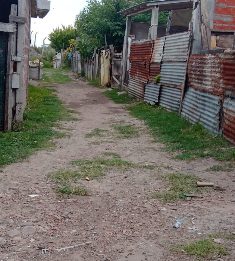 San Miguel: el barrio sin nada... sin luz, sin agua, sin calles ...